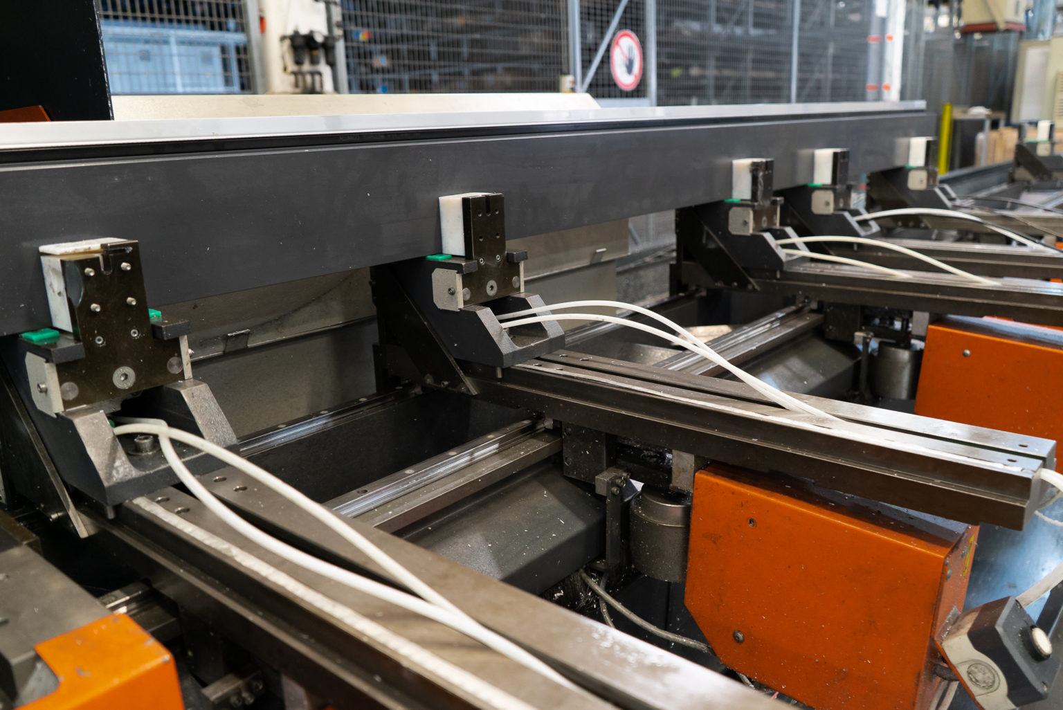 Used Elumatec SBZ 150 (5 Axis) - For Aluminum Extrusion | Starlight ...